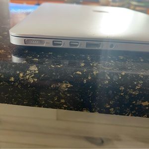 Apple | Computers, Laptops & Parts | Macbook Pro 28 Screen Needs Repair | Poshmark